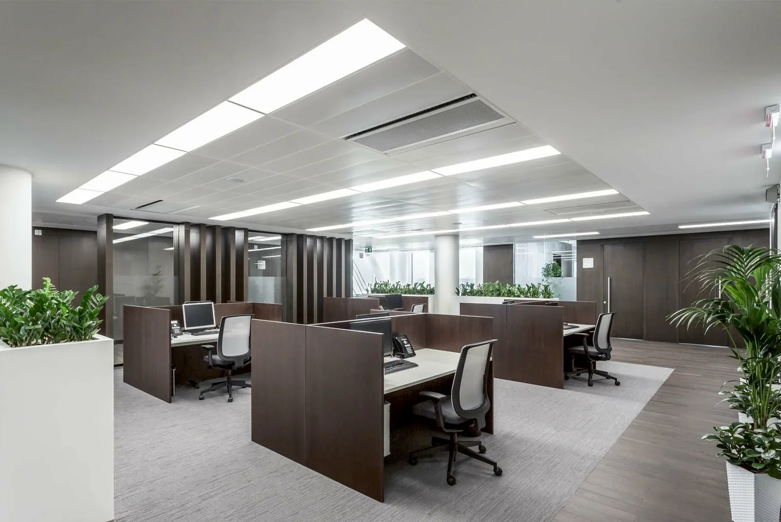 How Interior Design Services Help Remodel Your Office Area with Ease ...